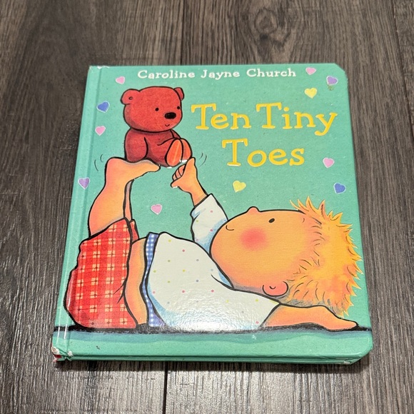 Toys | Ten Tiny Toes Kids Book Green | Poshmark